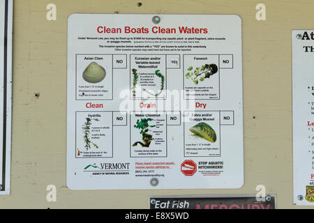 Invasive Aquatic Species Warning Sign for Anglers Stock Photo - Alamy