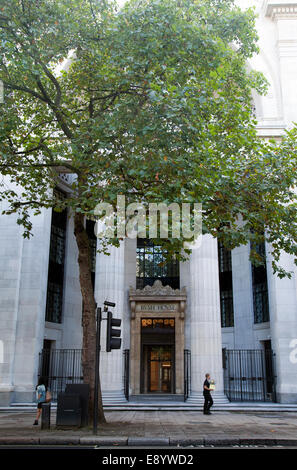 Bush House London - the Portico of Bush House in Kingsway, now part of ...