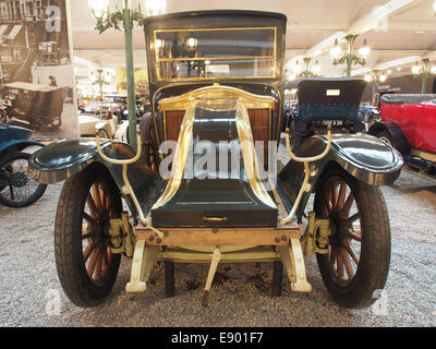 A 1920 Renault Limousine, featuring a 4-cylinder engine, 12 horsepower ...