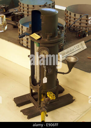 An open model of a Stellar filter, displayed at the Geniemuseum in ...