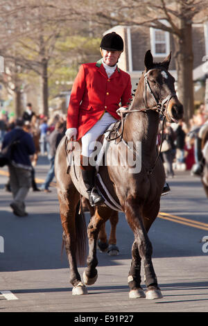 Middleburg hunt in traditional parade Stock Photo - Alamy