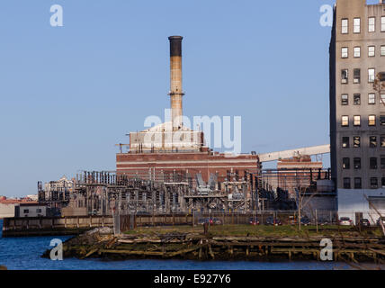 Hudson generating station Stock Photo - Alamy