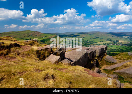 Gritstone rocks on summit of Eccles Pike a hill near Chapel en le Frith ...
