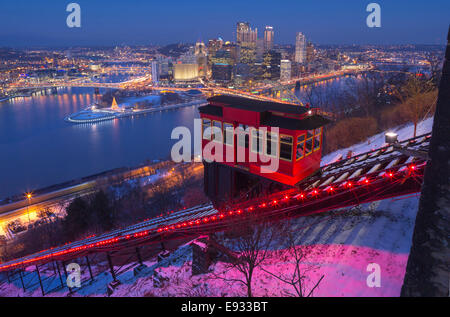 CHRISTMAS LIGHTS DUQUESNE INCLINE RED CABLE CAR MOUNT WASHINGTON ...