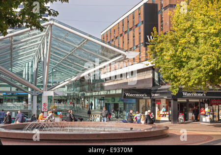 coventry city center centre town uk shopping shops shopper shoppers ...