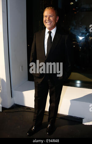 NEW YORK-OCT 16: Designer Ariana Rockefeller (L) and husband Matthew ...