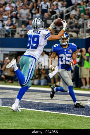 Dallas Cowboys tight end Gavin Escobar (89) celebrates scoring a ...