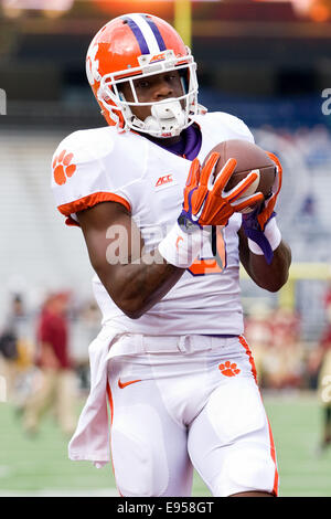 Alumni Stadium. 18th Oct, 2014. Clemson Tigers wide receiver Adrien ...