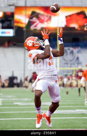 Alumni Stadium. 18th Oct, 2014. Clemson Tigers wide receiver Adrien ...