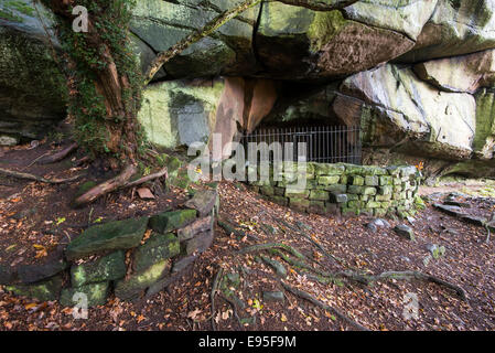 Robin Hood's Stride, Cratcliffe, Cliff Lane, Elton, Peak District ...