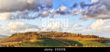 Early morning on Tuscany Stock Photo - Alamy