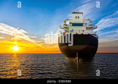 Big ship - rear view with propeller under repair Stock Photo - Alamy