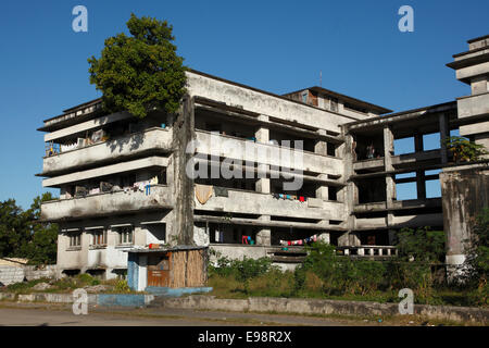 The Grande Hotel in Beira was once a luxury retreat of Africa's ...