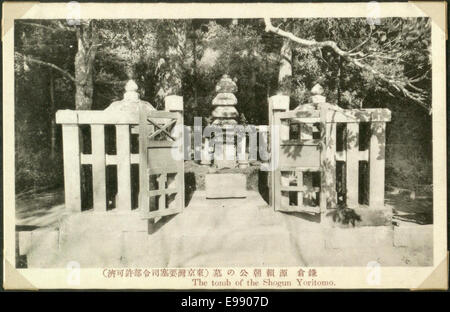 The tomb of the Shogun Yoritomo Stock Photo - Alamy