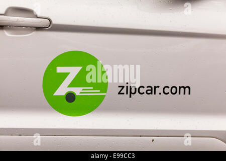 Zipcar logo on car - USA Stock Photo - Alamy