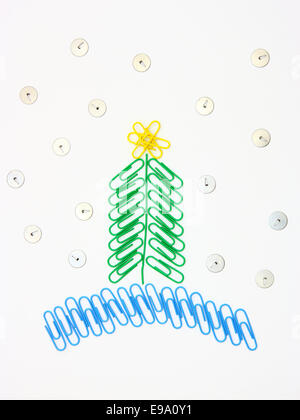 Paper clip Christmas tree Stock Photo - Alamy
