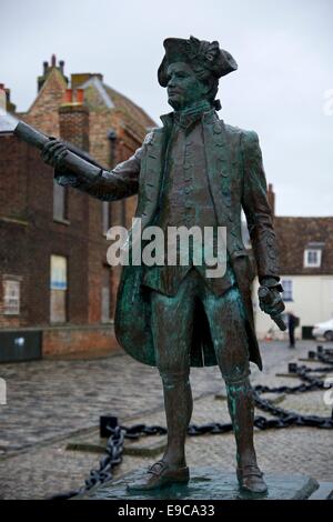 Statue of Captain George Vancouver outside The Custom House, Purfleet ...