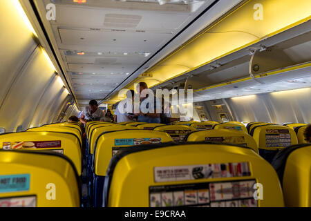 Ryanair Boeing 737-800 cabin interior Stock Photo - Alamy
