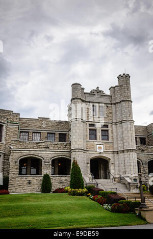 Pythian Home of Missouri (Pythian Castle), 1451 East Pythian Street ...