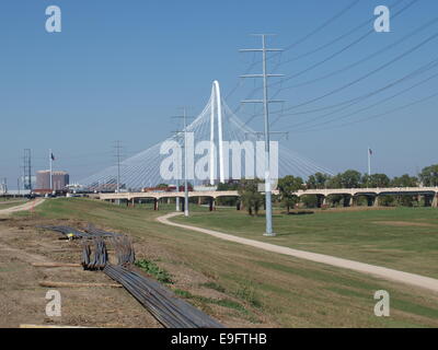 Trinity River Corridor Takes Shape Stock Photo - Alamy