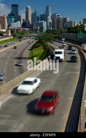 INTERSTATE 35W DOWNTOWN SKYLINE MINNEAPOLIS MINNESOTA USA Stock Photo ...