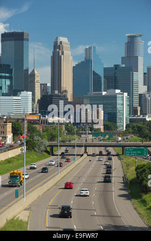 INTERSTATE 35W DOWNTOWN SKYLINE MINNEAPOLIS MINNESOTA USA Stock Photo ...
