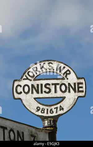 Conistone sign in the Yorkshire Dales Stock Photo - Alamy
