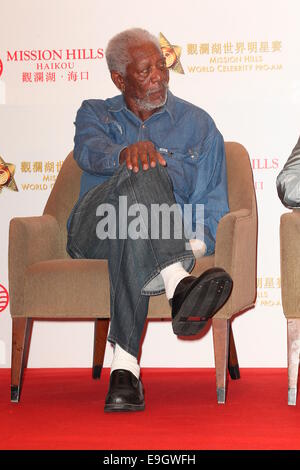 Morgan Freeman attends a press conference after watching a golf game in ...