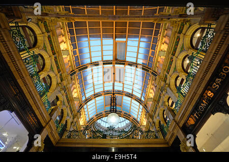 Cross Arcade, Victoria Quarter, Leeds, Yorkshire, England, UK Stock ...