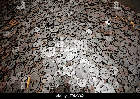 Interior architecture of the Memory Void room at the Jewish Museum in ...