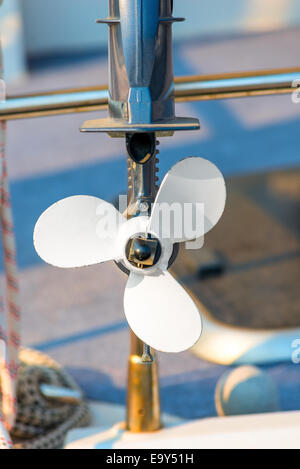 Motor boat screw close up. Engine propeller Stock Photo - Alamy