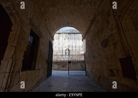 Gate Of Provence (Main Gate), Vittoriosa (Birgu), Malta Stock Photo - Alamy