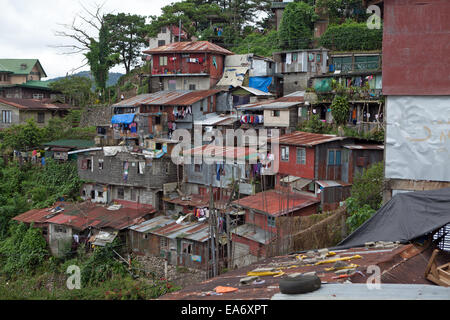 Congested housing in Baguio City, Philippines Stock Photo - Alamy