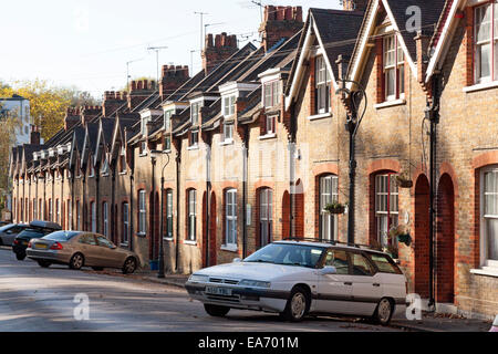 Railway Terrace in Station Approach, Coulsdon, Surrey Stock Photo - Alamy
