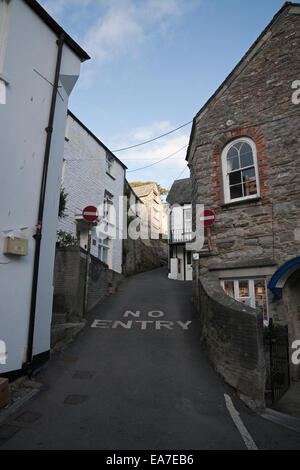 A quiet street in Polperro Cornwall Stock Photo - Alamy