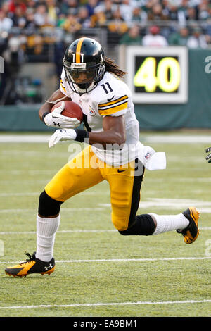 Pittsburgh Steelers wide receiver Markus Wheaton (11) runs against ...