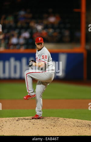New York Mets pitcher Jonathan Pintaro runs onto the field during the ...