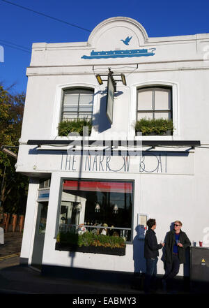 The Narrow Boat Pub, Islington, London, England Stock Photo - Alamy