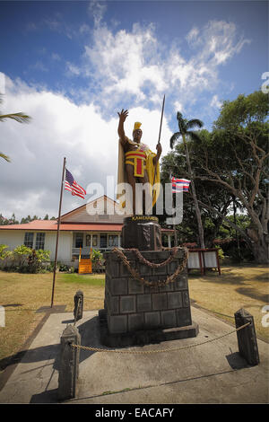 Statue of "King Kamehameha" in the town of Kapaau on the North shore of ...