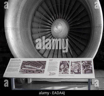 A Rolls Royce RB-211 Engine fitted to a British Airways Boeing 747-400 ...