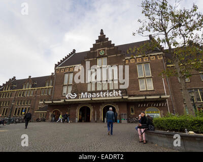 Maastricht Central Railway Station, Maastricht, The Netherlands, Europe ...