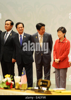 S. Korea-Japan summit talks South Korean President Lee Jae Myung (L ...