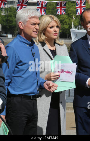 Holly Willoughby and Philip Schofield filming This Morning live from ...