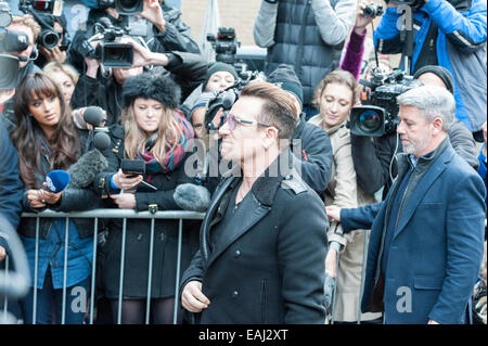 Basing Street, London, UK. 15th November 2014. Artists arrive at Sarm ...