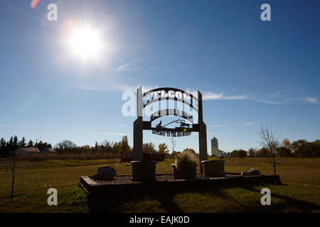 Welcome to Saskatchewan Canada sign Stock Photo - Alamy