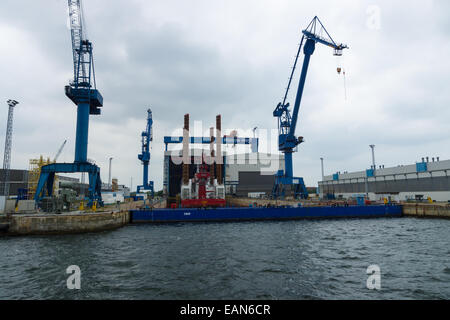Shipyard "Warnow Werft" in the port of Rostock Warnemuende Stock Photo ...