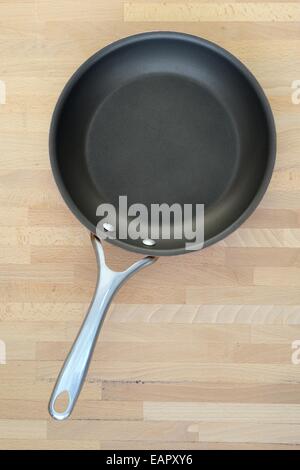 A close up shot of kitchen ware Stock Photo - Alamy