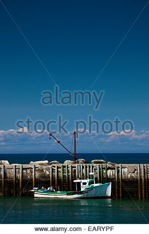 A fishing vessel used in the scallop fishery is a modified Trawler ...