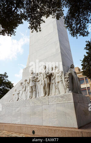 Alamo, Cenotaph Memorial, San Antonio, Texas. Monument to heroes killed ...