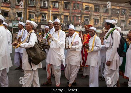 Warkari gathering in Mumbai, India Stock Photo - Alamy